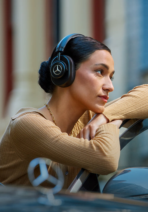 Master & Dynamic - Leica 0.95 Collaboration | Master & Dynamic